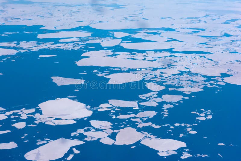 Vue Aérienne D'océan Arctique Congelé Image stock - Image du berg ...