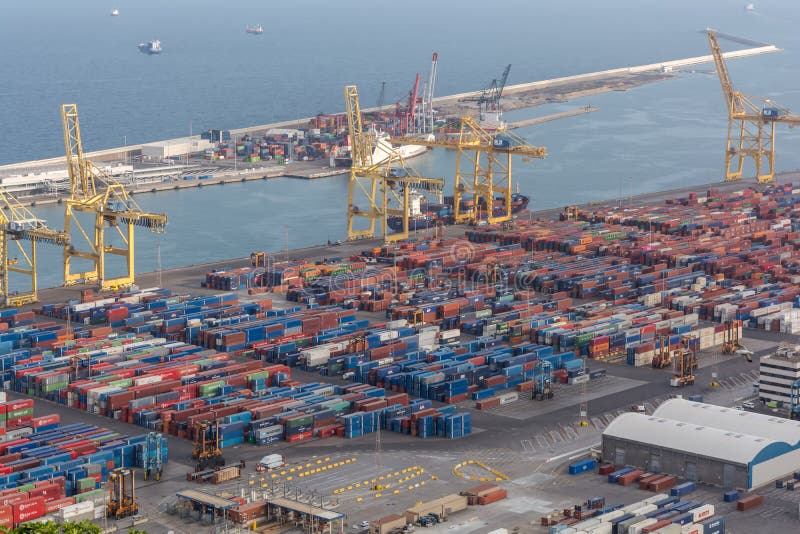 Port Industriel De Barcelone Image éditorial - Image du industrie ...