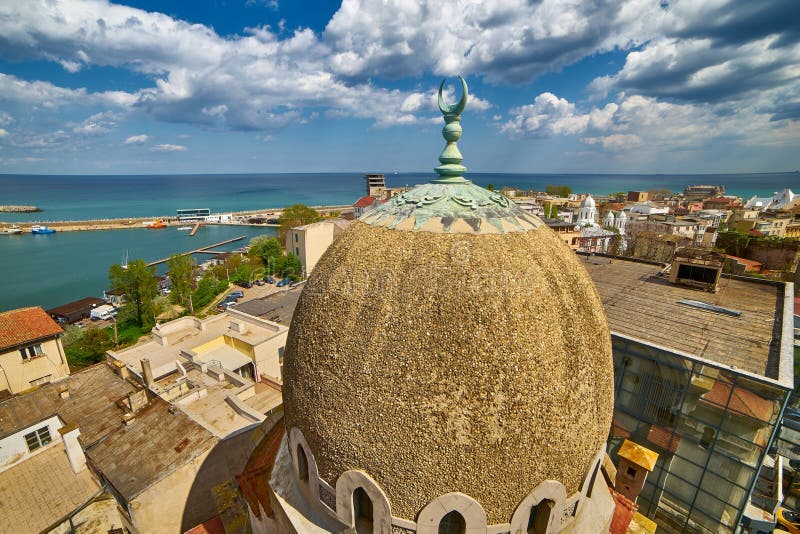 Constanta, Roumanie, Vue Aérienne Image stock - Image du lacs ...