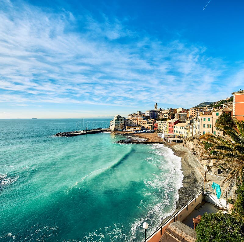 Vue de Bogliasco photo stock. Image of historique, appartements - 29238788