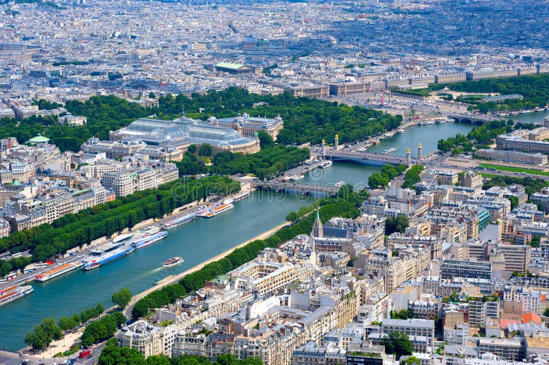 Vue de Paris photo stock. Image du europe, couleur, france - 10431140