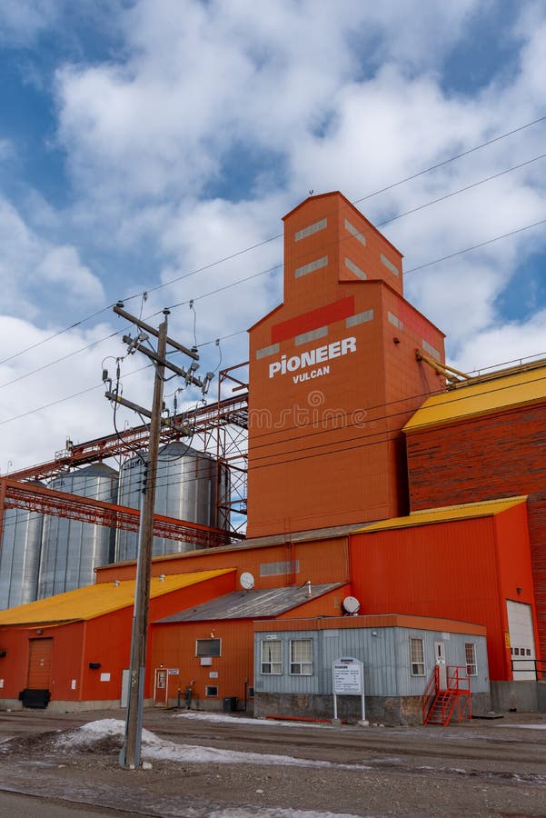 Grain Handling Facility, Alberta Editorial Image - Image of building ...