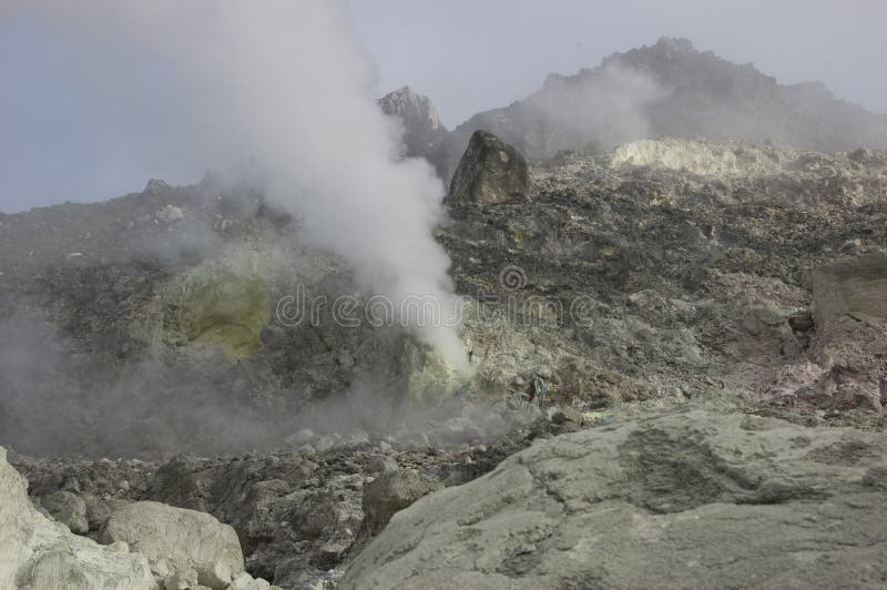 Vulcano. Sumatra, Indonesia Stock Image - Image of vulcano, steam: 26863655