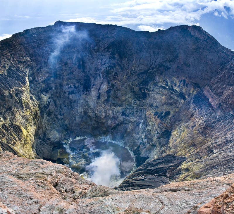 Vulkan Kerinci. Sumatra, Indonesien Stockbild - Bild von ausbruch ...