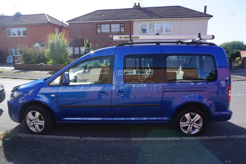 VW Caddy editorial photo. Image of parked, caddy, road - 75423736