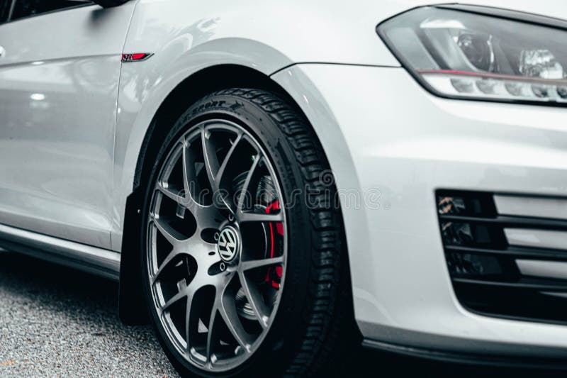 VW Golf GTI 2018 foto de archivo editorial. Imagen de centro - 169812408