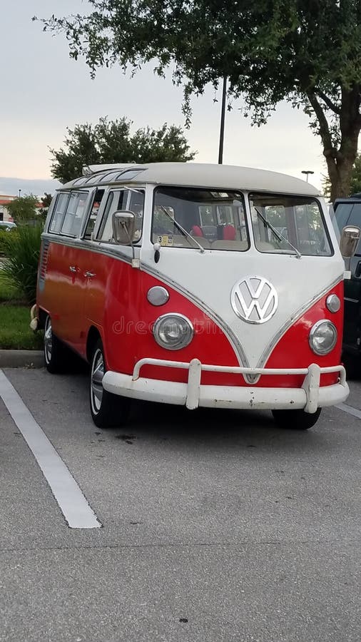 VW van editorial photo. Image of white - 128083696