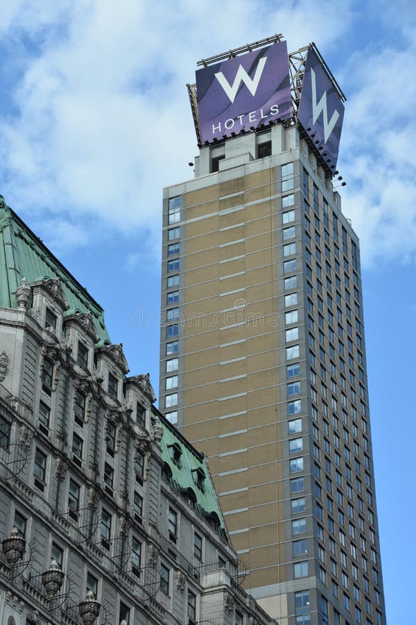 W Hotel in Times Square, New York Editorial Photography - Image of ...