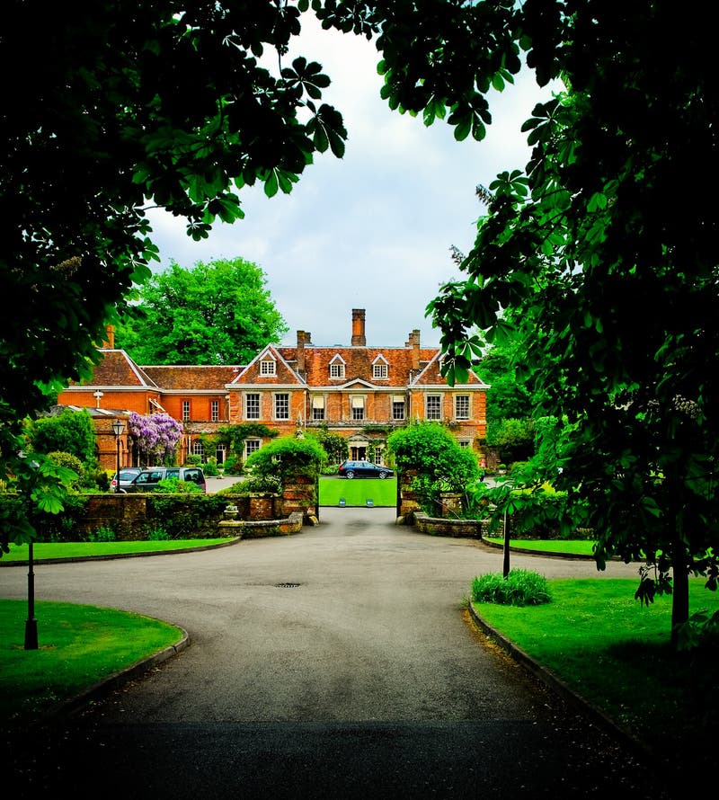 Waardig Engels Huis stock foto. Image of gazon, huis, brits - 6295076