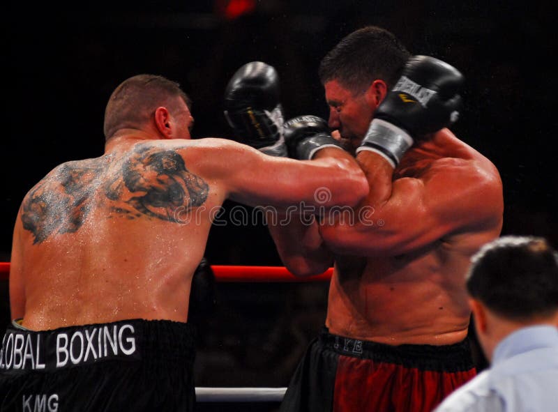 Wach Catches Fields Heavyweight Boxing Editorial Image - Image of ...