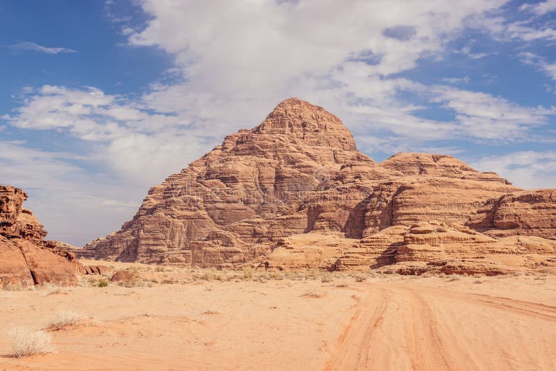 Wadi Rum valley stock photo. Image of place, formation - 141855632