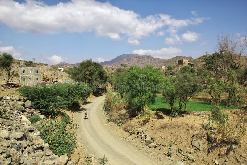 Wadi Sara, Yemen - 03 Jan 2013: the Road in Wadi Sara in Mountains ...