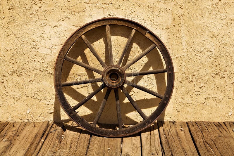 30+ Desert old wheel Free Stock Photos - StockFreeImages