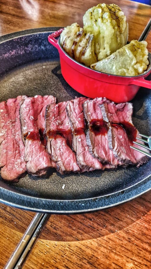 Wagyu beef dinner stock photo. Image of vegetable, grilling - 270911898