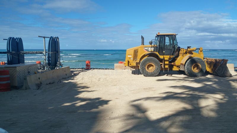 Waikiki Beach Sand Redevelopment Project. Honolulu, Hawaii Editorial ...