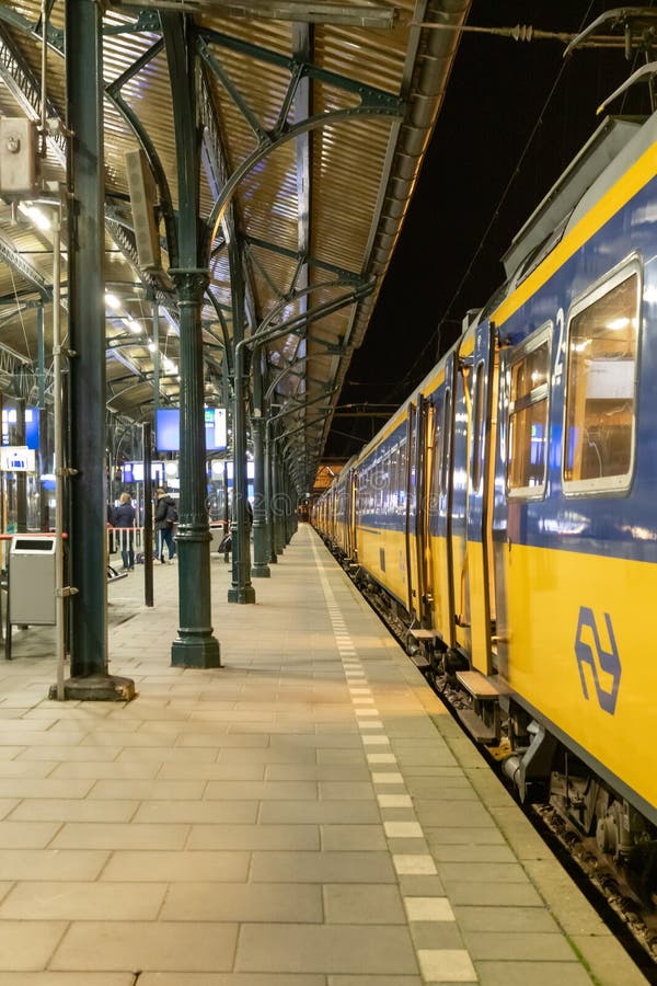 Dutch train at station editorial photo. Image of business - 167417106