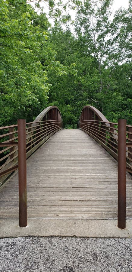 Walk bridge stock image. Image of arch, walk, spring - 136742367