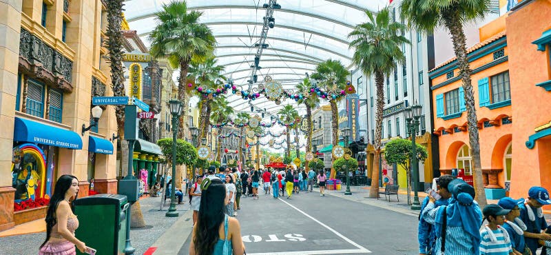 Walk Street in Singapore Universal Studia Editorial Photo - Image of ...