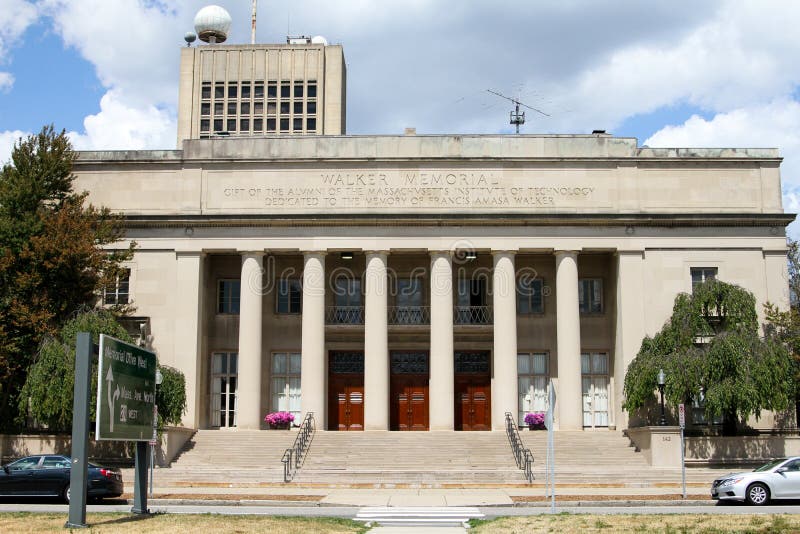 Walker Memorial editorial stock image. Image of city - 77692359