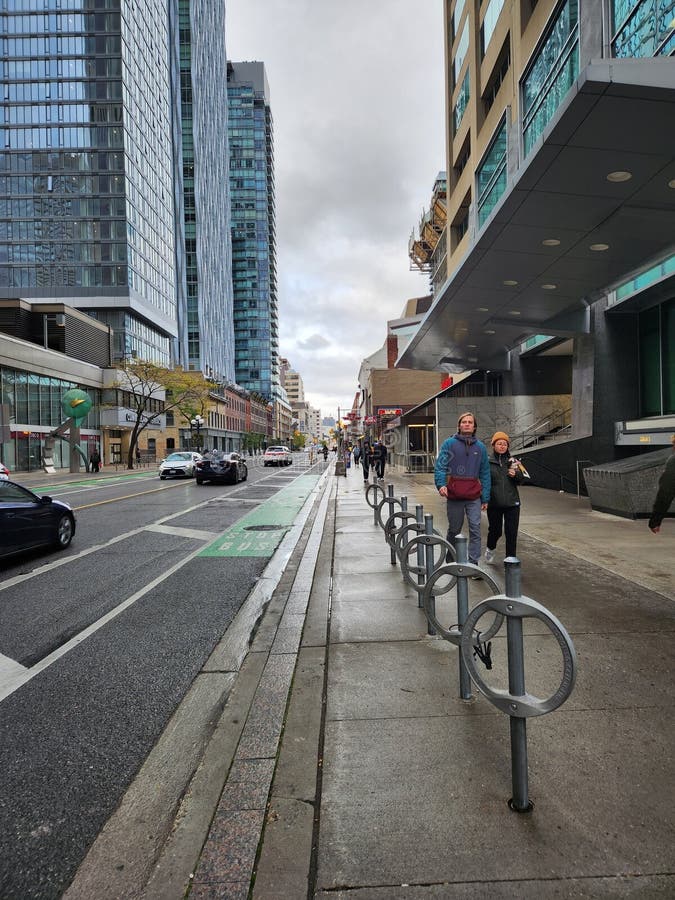 Walking Around St.Peter S Cathedral in Vatican Editorial Photography ...