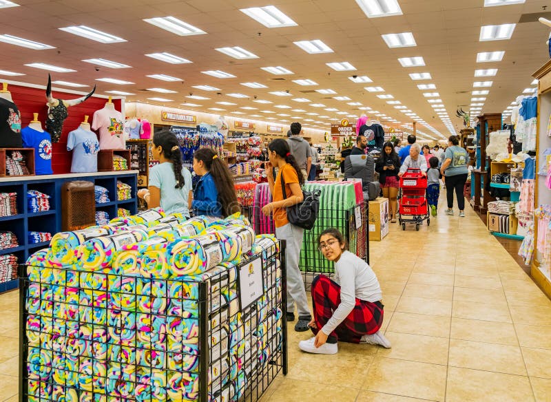Walking through the Bustling and Famous Buc-ee S Store Editorial Stock ...