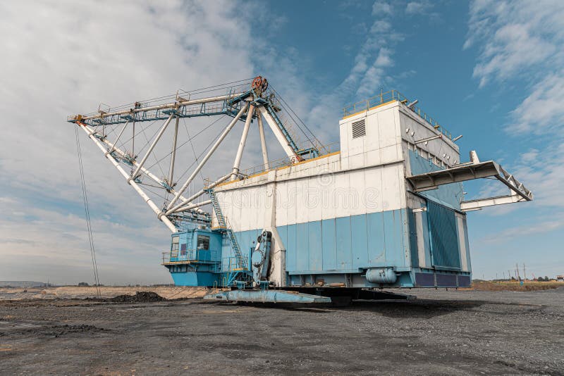 Walking Excavator Working at Coal Mine. Dragline Excavator Loads Soil ...