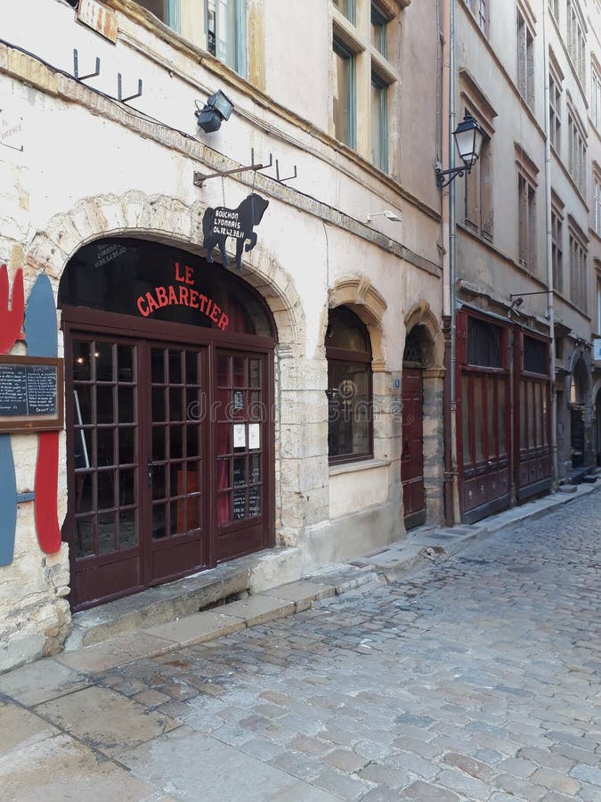 Walking on the Lyon Streets Editorial Image - Image of travel, history ...