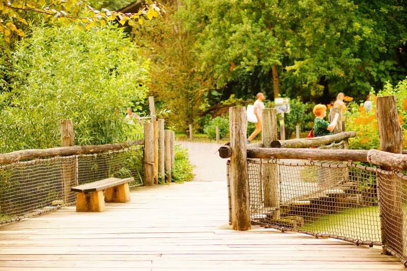 Walking path in a zoo editorial photography. Image of path - 186627937