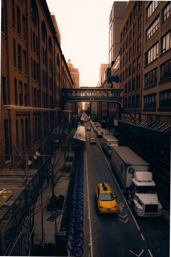 Walkway of the High Line in New York City (USA) Editorial Image - Image ...