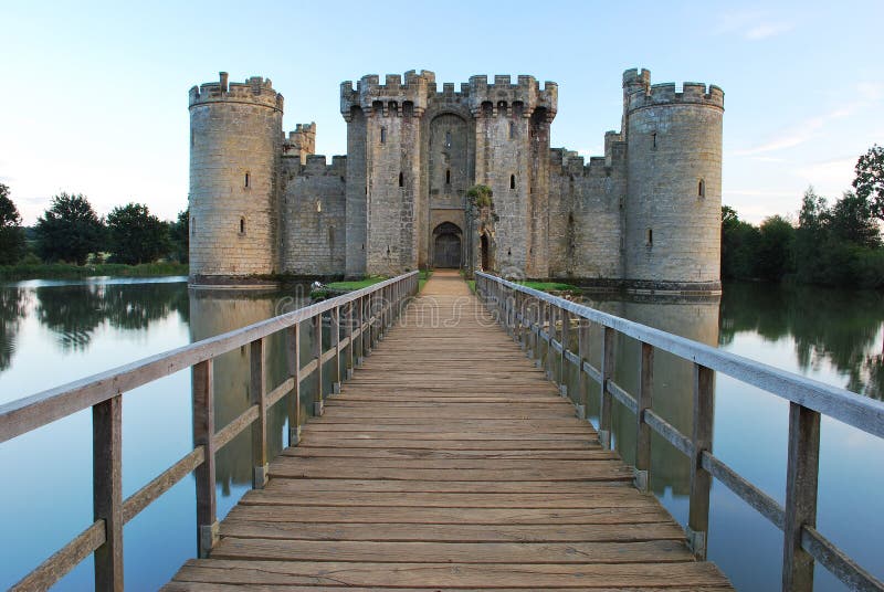 Walkway Leading To Bodiam Castle Stock Image - Image of east, united ...