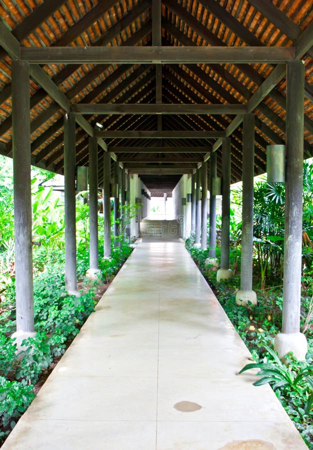 Hotel pillars and walkway stock photo. Image of breezeway - 6393690