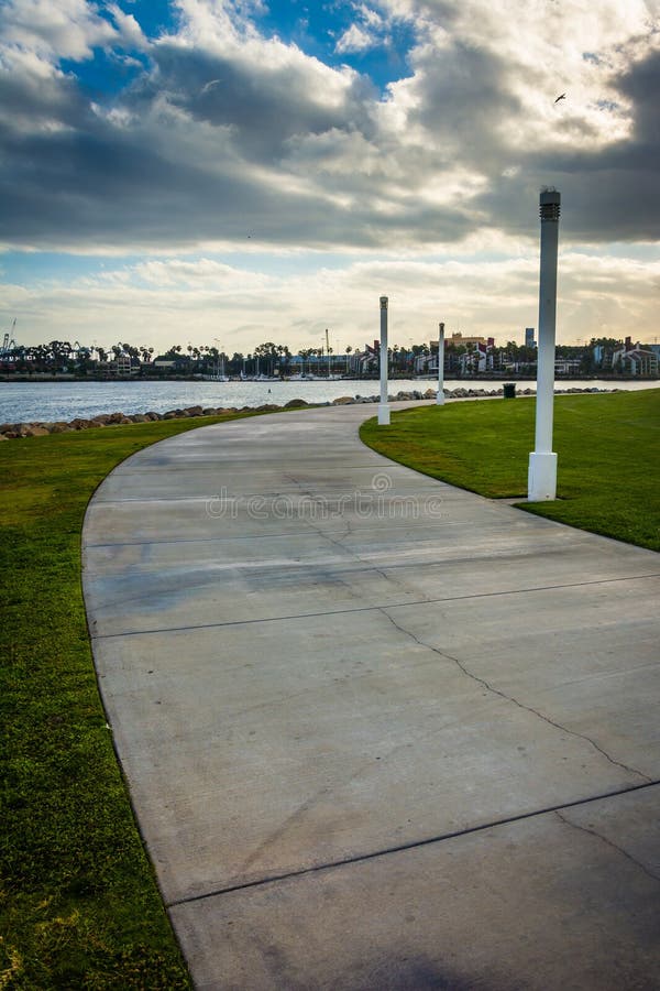 Walkway at Shoreline Aquatic Park Stock Image - Image of tourism ...