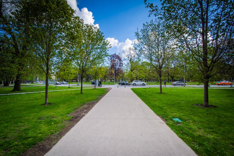 Walkway at the University of Toronto, in Toronto, Ontario. Editorial ...