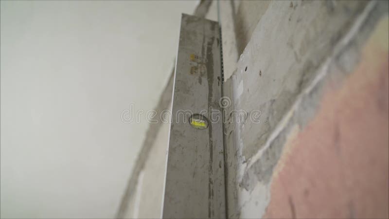 Alignment of Walls in the Repair with the Help of a Special Device ...
