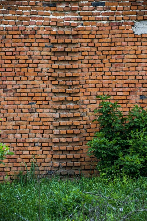 Wall of brick barn stock image. Image of wooden, outdoor - 101246213