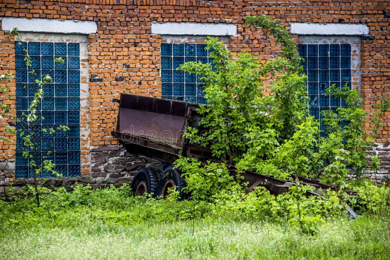 Wall of brick barn stock photo. Image of facade, wooden - 101244176