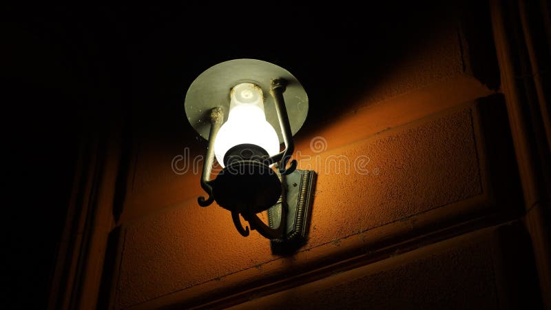 Street Lamp High Resolution Stock Photos - Free & Royalty-Free Stock ...