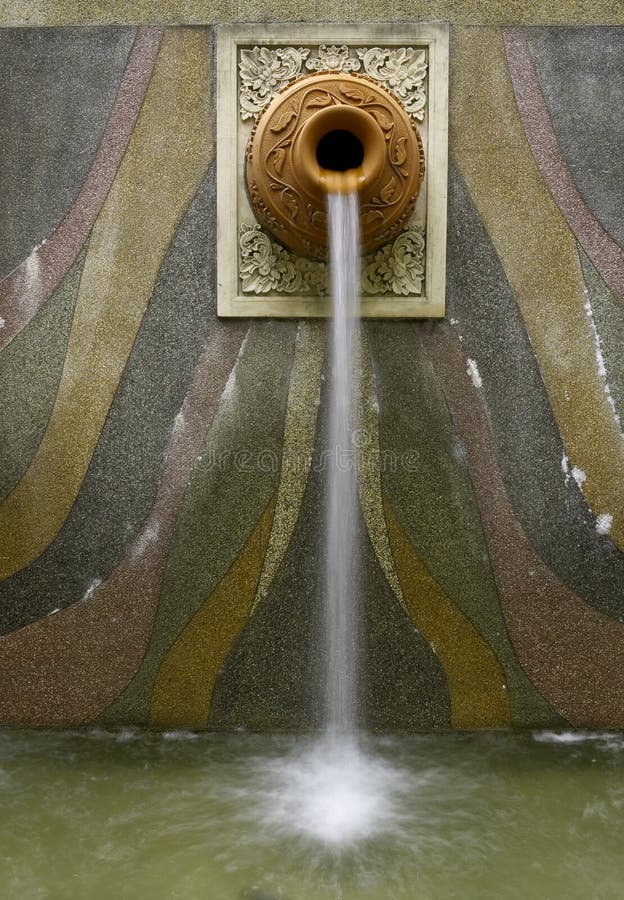 Wall-mounted Clay Pot Water Fountain Stock Photo - Image of waterfall ...