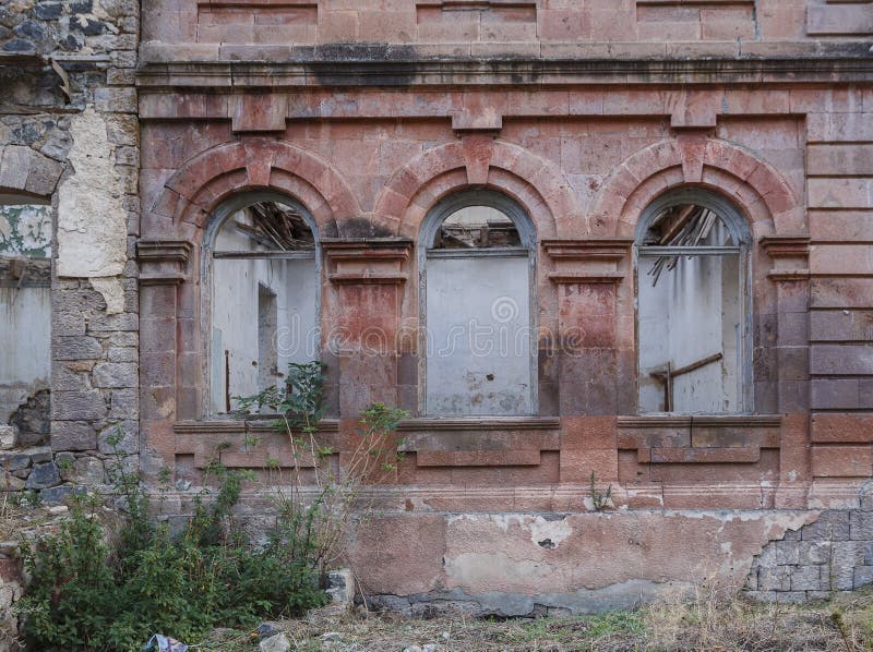 The Wall of the Old Collapsed Building Stock Image - Image of abandoned ...