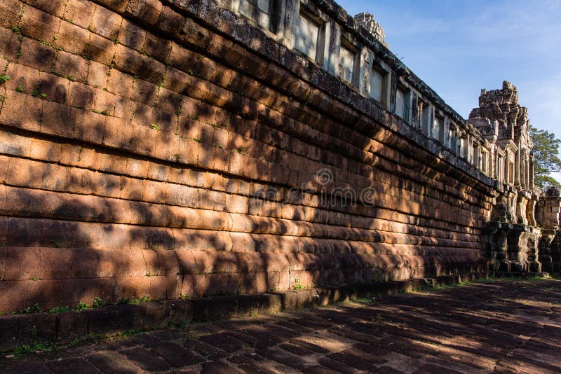 The wall of Takeo temple stock image. Image of reap - 107224147