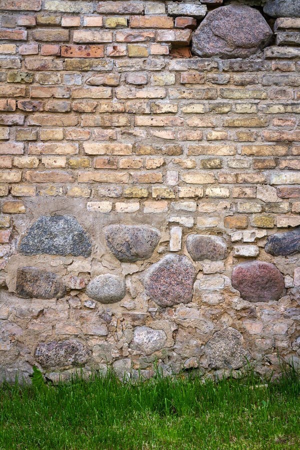 Wall Texture Pieces Old Bricks Mixed Exposed Round Stones Stock Photos ...
