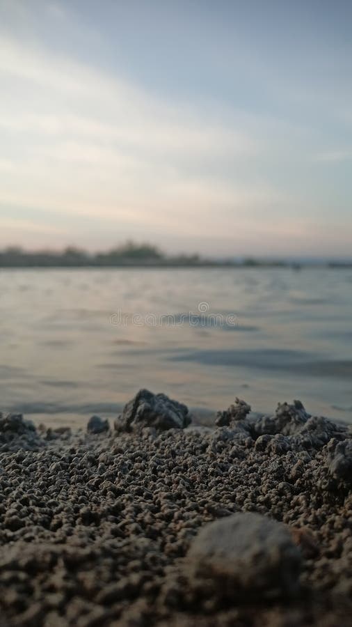 Wallpaper Potrait Sea Rock stock photo. Image of wallpaper - 224877100