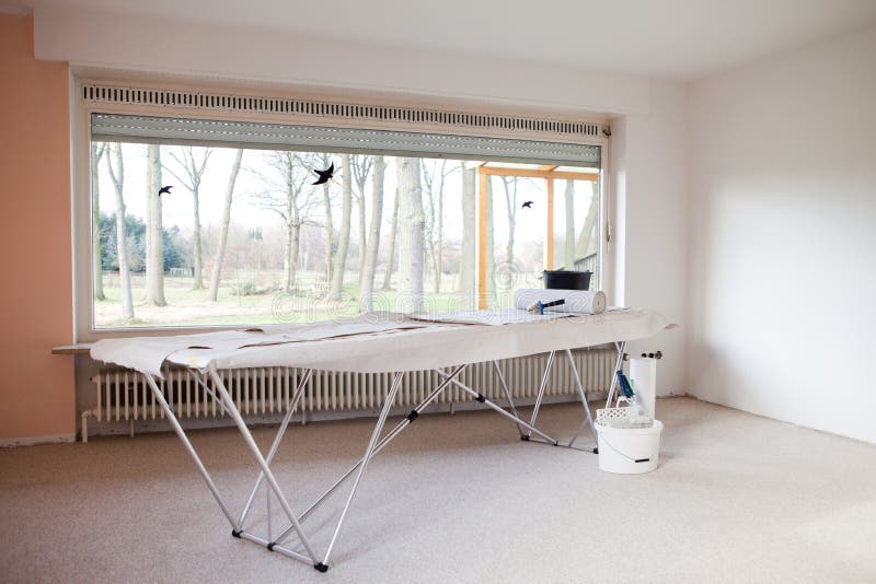 Wallpaper table stock photo. Image of renovating, room - 19539576