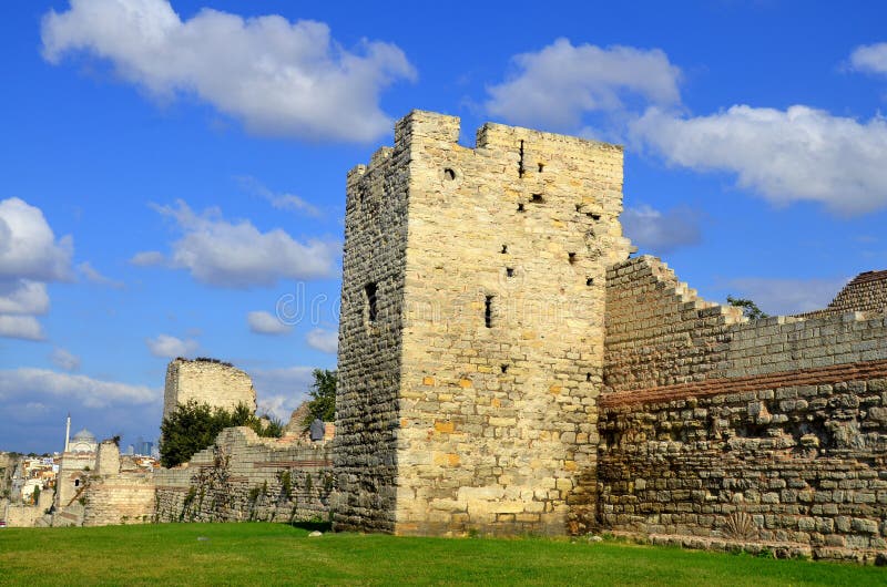 The Walls of Constantinople Stock Image - Image of fortification ...