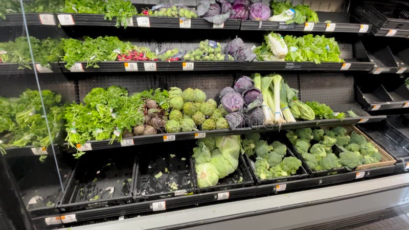 Walmart Empty Shelves Supply Chain Issues Produce Wet Wall Stock Video ...