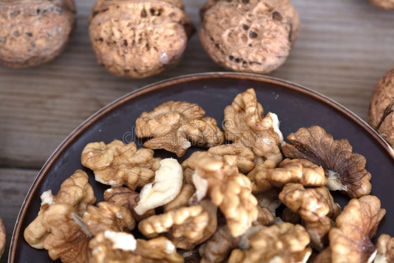 Walnut Kernels and Some Walnuts Stock Image - Image of health, peeled ...