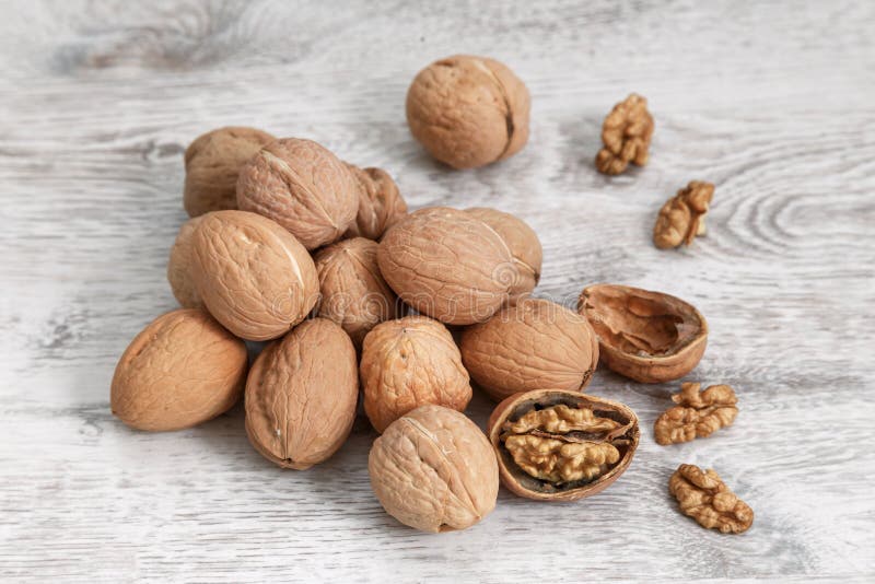 Walnuts Whole in Their Skins Stock Photo - Image of kernel, walnut ...