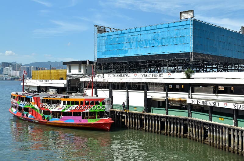 Wan Chai ferry pier editorial image. Image of harbour - 42333330