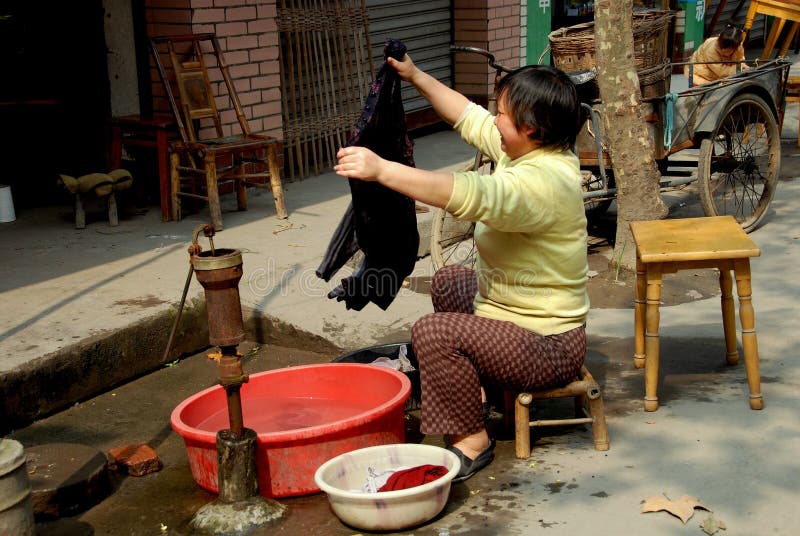Wan Jia, China: Woman Doing Laundry Editorial Stock Image - Image of ... Wan Jia, China: Woman Doing Laundry Editorial Stock Image - Image of ...