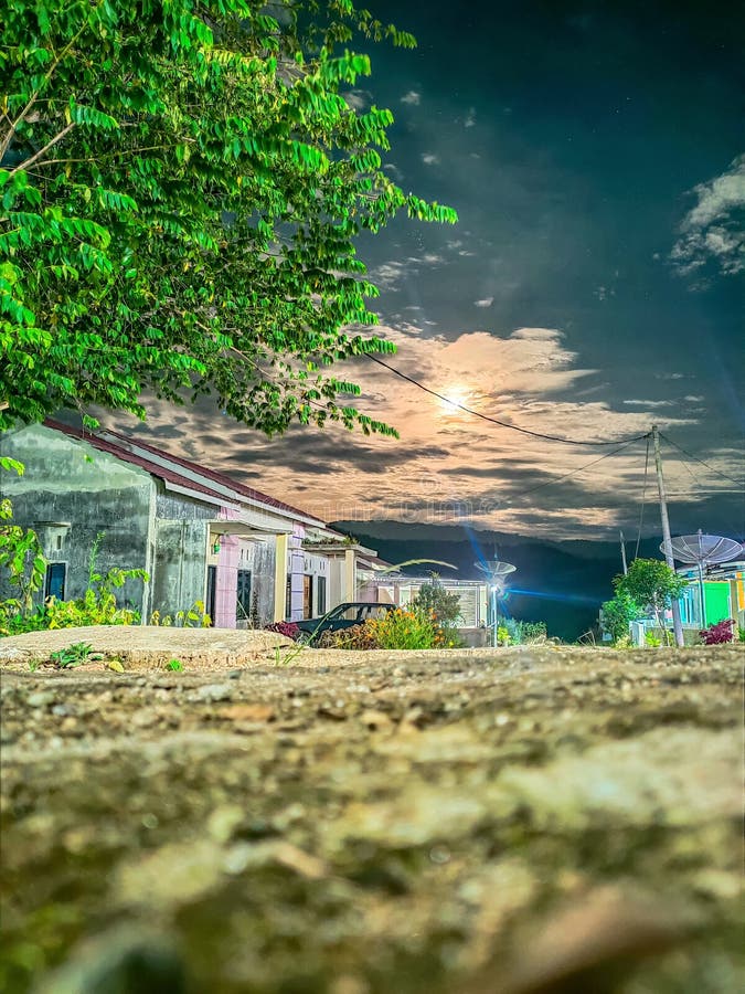 Waning moon stock photo. Image of shun, waning, stays - 261666626